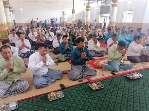 ဒဂုံမြို့သစ် အရှေ့ပိုင်း မြို့နယ်၌ ကဆုန်လပြည့်နေ့ ဗုဒ္ဓနေ့ ကဆုန်ညောင်ရေသွန်းလောင်းပူဇော်ပွဲ