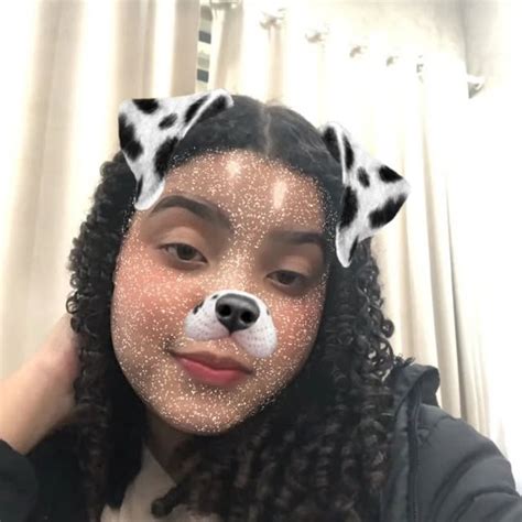 Raissa Santos Rahsanto0s • Threads Say More