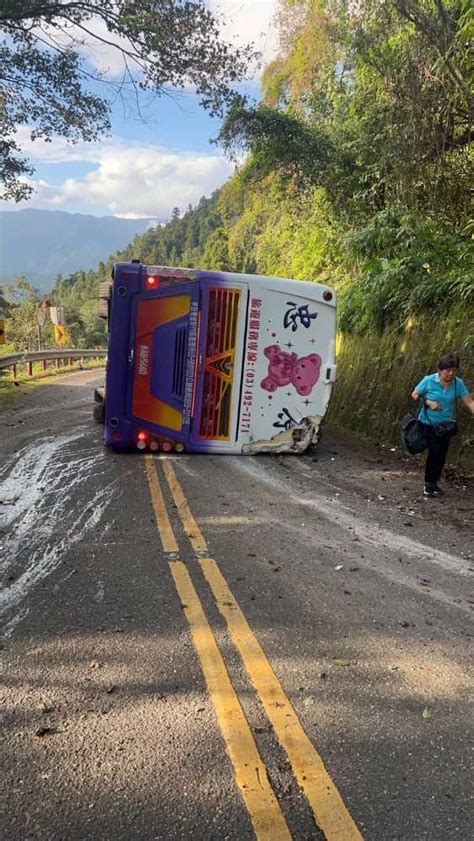 太平山遊覽車翻覆38人輕重傷 1人不治！駕駛還原「下坡失速」始末 爆料公社