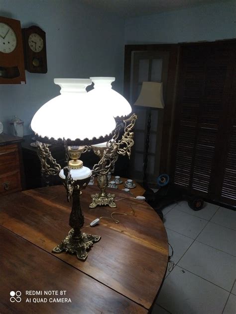 Abajur Antigo Em Bronze Cúpula De Opalina MercadoLivre
