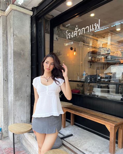 แจ็คแฟนฉัน เผยภาพคู่ น้องใบหม่อน ฝ่ายสาวคลั่งรัก จะเกาะไปตลอดชีวิต
