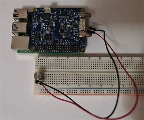 使用 Raspberry Pi 安装的 DAQ 测量加速度计 树莓派实验室