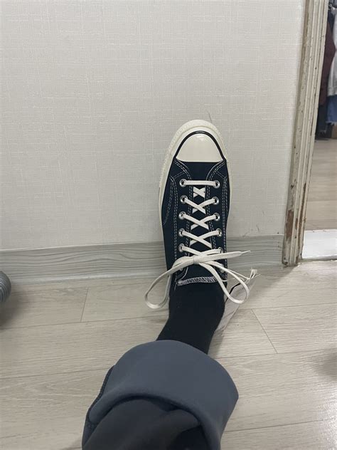 컨버스 척 입문인데 이게 꽉끈 인가요 패션 에펨코리아