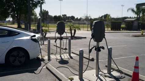 Many Americans Are Still Skeptical Of Switching To Electric Vehicles Survey Tea