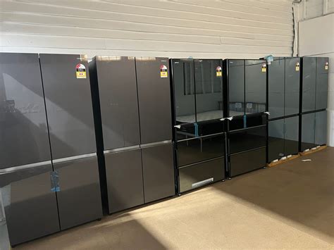 Factory Secondcarton Damaged Hitachi 638l French Door Inverter Fridge