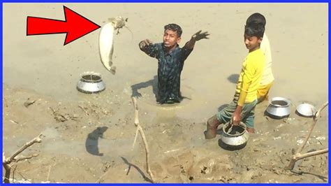 কত বড় বোয়াল মাছ পেলাম পুকুর সেচে। Fishing Videos Youtube