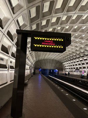 LENFANT PLAZA METRO STATION Updated August 2024 107 Photos 71