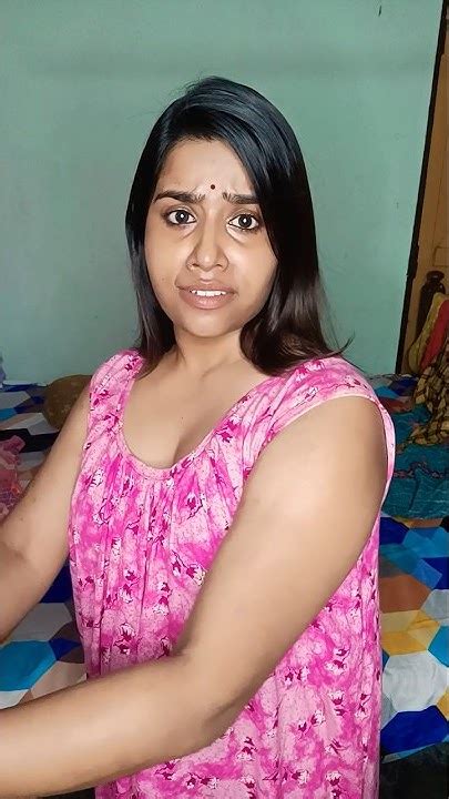 🤣😂আয়নায় নিজের চেহারাটি দেখেছেন 🤔আপনাকে দেখেইতো আমার বমি পেয়ে যায়🤮🤮😡