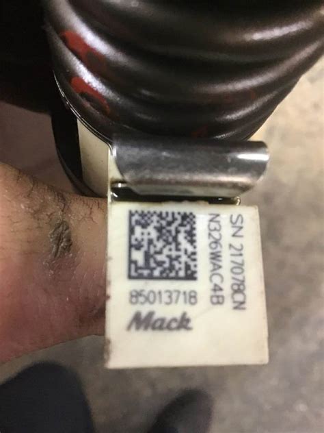 2013 Mack Mp7 Fuel Injector For Sale Wykoff Mn 2115572