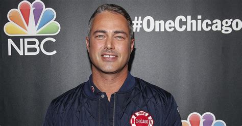 Who Is ‘chicago Fires Taylor Kinney Dating Inside His Relationships