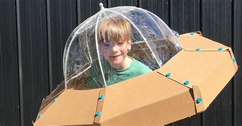 Tips To Make A Knight Shield From A Cardboard Box Craft Aegis