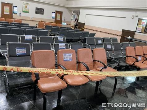快訊／槍手闖候診室「行刑式槍擊」！男中2槍命危 家屬焦急等候 Ettoday社會新聞 Ettoday新聞雲