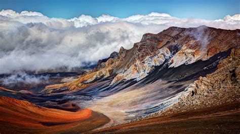 Secrets Inside Hawaiis Haleakala Crater Touristsecrets