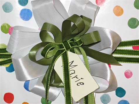 무료 이미지 식물 꽃잎 애정 장식 녹색 화려한 꾸러미 데코 생일 축하 포장지 제전 마리 배경 행복