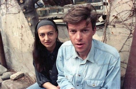 როცა აფხაზეთის ომიდან მისი ცხედარი ჩამოასვენეს მეორე დილით მისი სახლის ფანჯრების წინ წარწერა