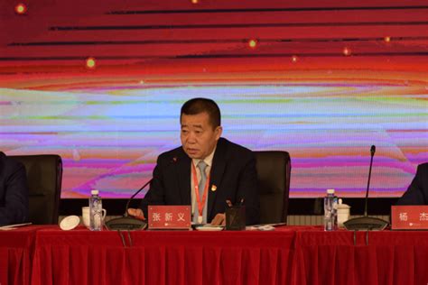创新增效 聚力筑绩丨城市客厅公司召开2022年工作总结表彰暨2023年目标责任书签订大会公司新闻资讯中心西安城市客厅缔造品质城市美好生活