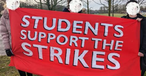 Picket Line Definition Sentence At Angelica Mullins Blog