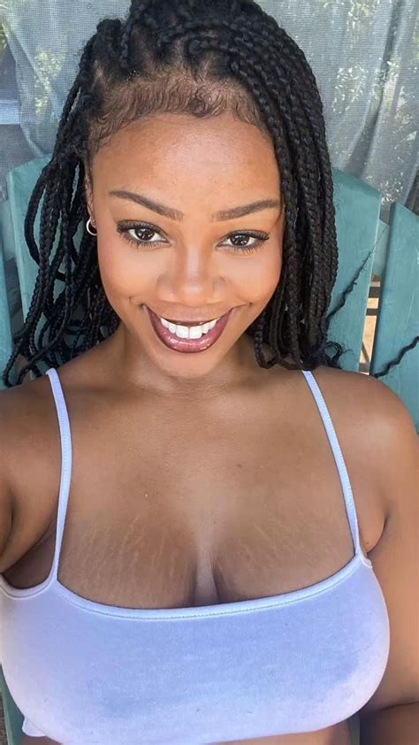 Box Braids Pin By Tbabyyx Locs Hairstyles Braids Box Braids