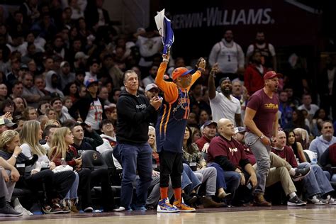 Who Is Spike Lee Taking A Closer Look At The Legendary Knicks Fan