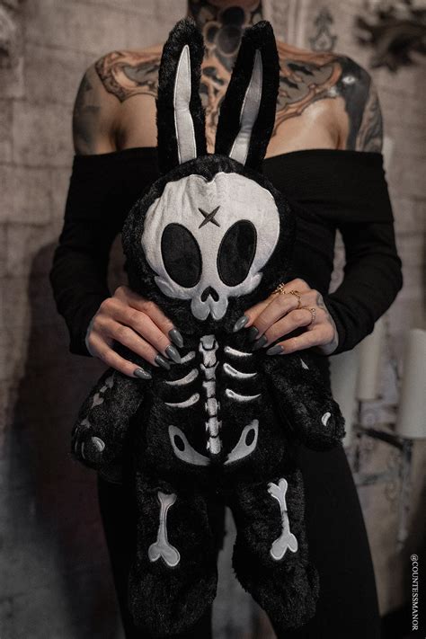 Mens Goth And Punk Shoes And Boots From Demonia Yru And Vampirefreaks