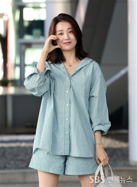 E포토 박하선 미모에서 꿀이 뚝뚝