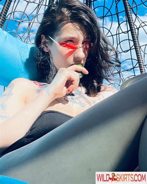 Roma Army Chloe Roma RomaArmy Romaarmy Mensrights Nude Instagram
