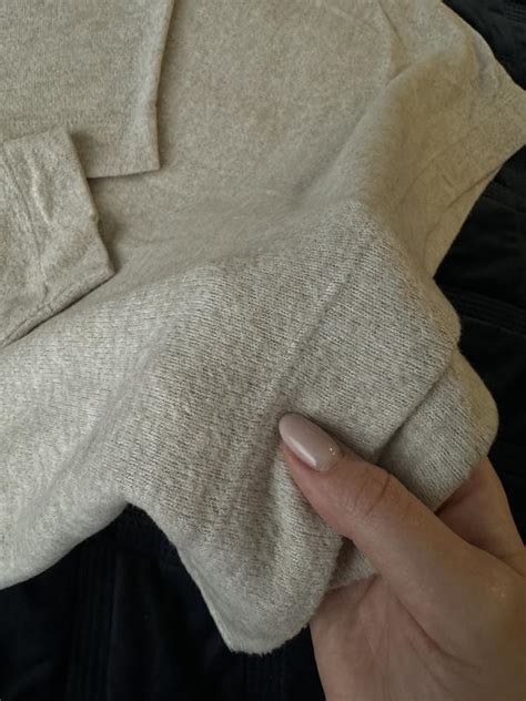 Светр — ціна 300 грн у каталозі Светри Купити жіночі речі за доступною ціною на Шафі Україна