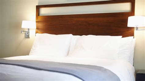 How To Check For Bed Bugs In Hotels Howto Techno