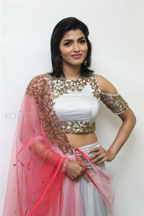 Tamil Actress Dhanshika New Stills 06 12344 Kollywood Zone