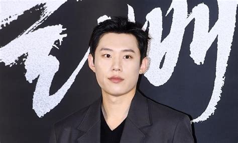 스포키 Ms포토 김성철 세자의 카리스마