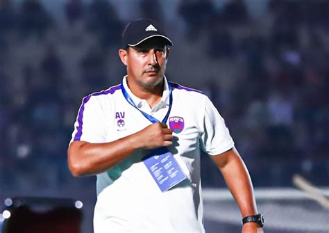 Alfredo Vera Resmi Dipecat Dari Kursi Kepelatihan Persita Tangerang
