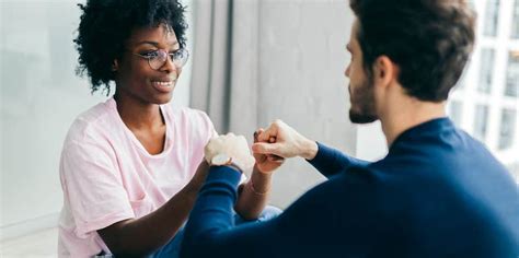 How To Control Your Emotions In A Relationship Even During Conflict