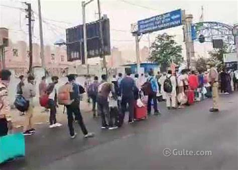 Viral Video Heavy Rush At Sec Railway Station