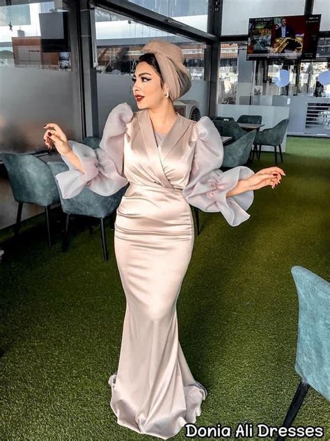 Toka Sarhan Adlı Kullanıcının Dresses Panosundaki Pin Elbise Elbise