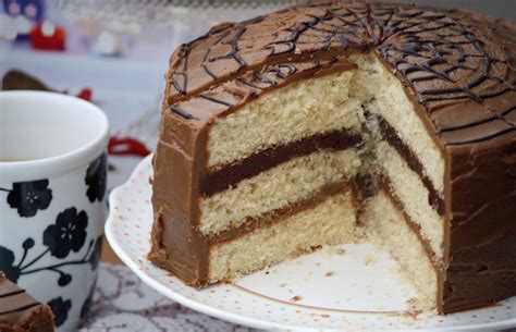 Lauralovescakes Salted Caramel Layer Cake