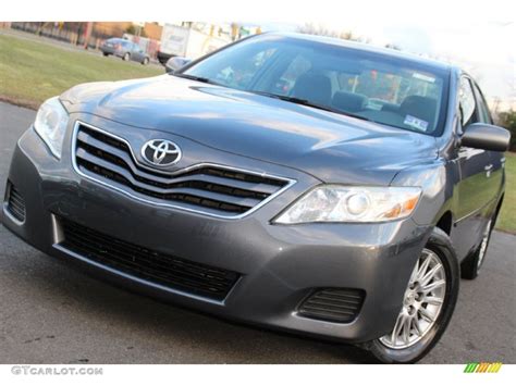2010 Magnetic Gray Metallic Toyota Camry Le V6 100841763 Photo 32