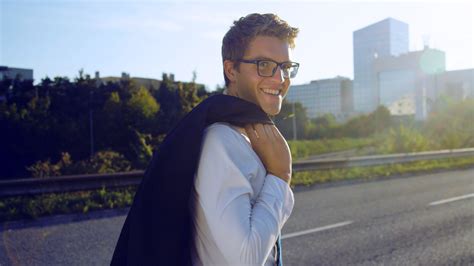 Компенсация отпуска при увольнении в 2025 году как рассчитать дни и отпускные