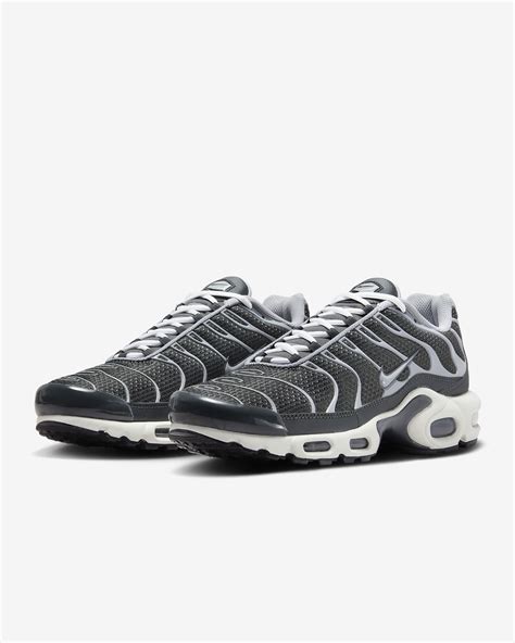 Nike Air Max Plus Se Men S Shoes Nike Cz