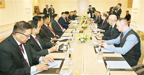 နိုင်ငံတော်စီမံအုပ်ချုပ်ရေးကောင်စီဥက္ကဋ္ဌ နိုင