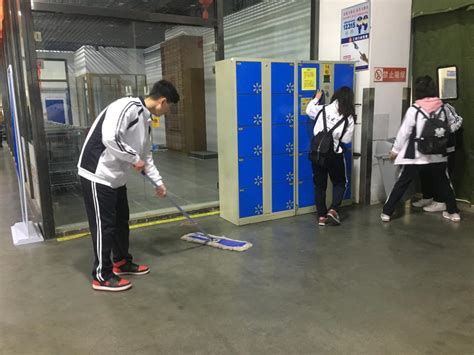 追求绿色时尚拥抱绿色生活经济学院18404团支部主题团日活动 长春大学经济学院