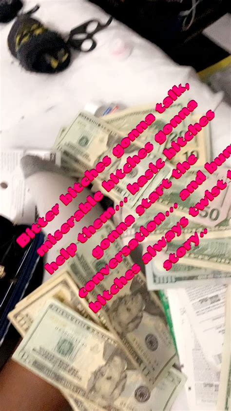 Ts_FreakiiShortii on Twitter: "Add me on Snapchat! Username: mz.lilbittt https://t.snapchat.com ...