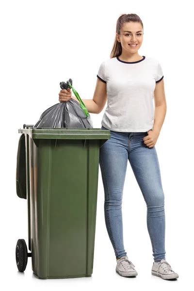 Sacar La Basura Fotos De Stock Imágenes De Sacar La Basura Sin