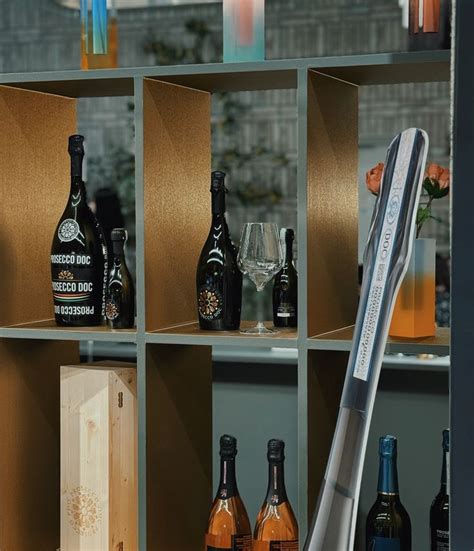 Okhee0717 On Instagram 오늘 더 현대 서울에서 열린 프로세코 Doc 팝업 스토어에 다녀왔어요 다양한 종류의 프로세코 Doc와 프로세코 Doc 로제를