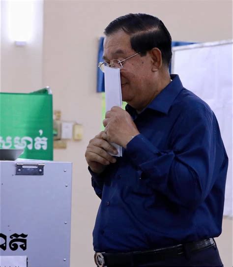 បណ្ឌិត សេង សារី