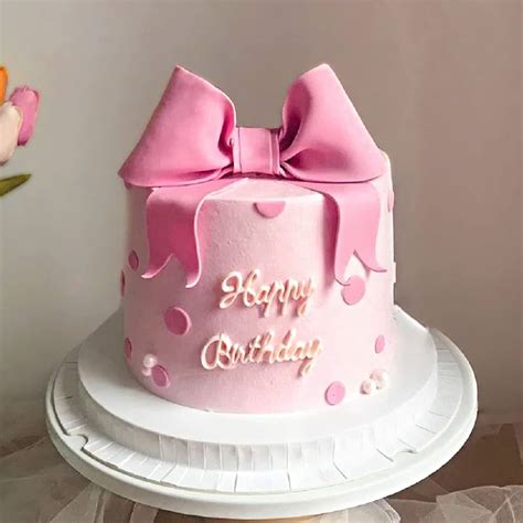 Bow Cake Girl Making A Cute Pink Bow Cake With Recipe