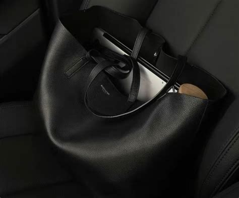 Pin De Rachael Em Ambiguous Wishlist Bolsas Femininas Bolsas Sacolas
