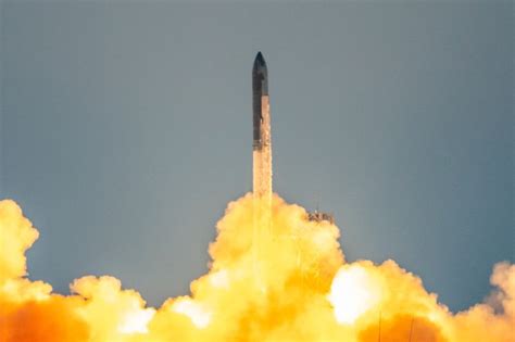 Watch In Milestone Spacex Catches Megarocket Booster After Test Flight