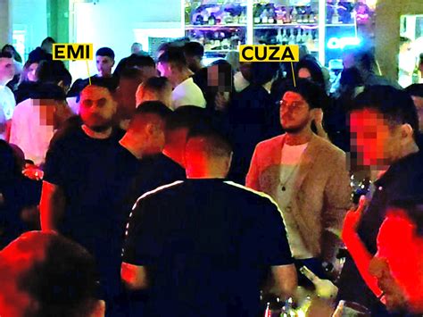 Emi și Cuza De La ”noaptea Târziu” Profită Din Plin De Ispitele