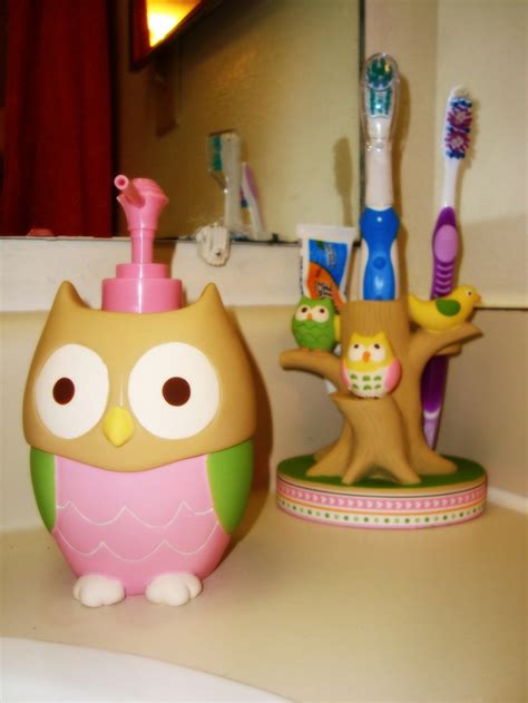 Ashley Catron I Dont Know How To Tag Owl Bathroom Decor Owl