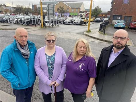 39608587 Left To Right Eric Lambert Debbie Conway Karen Liddle And Tom Feeney With Roker